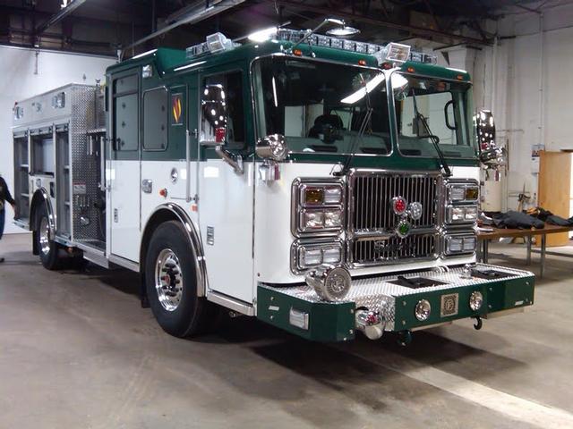 Engine 12 Photos - Independent Hose Company